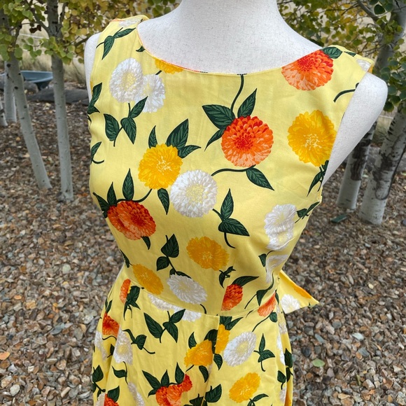 Collectif | Dresses | Collectif London Uk Frances Sunny Floral Swing ...